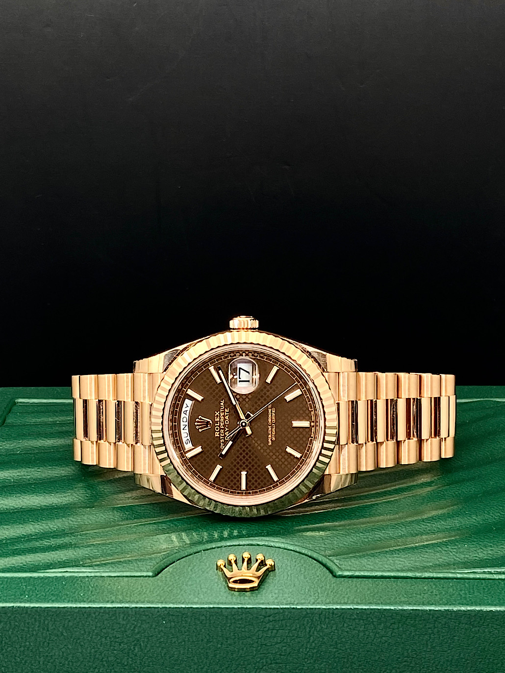 Rolex Day-Date 40mm 228235 Rose Gold Chocolate Motif Dial